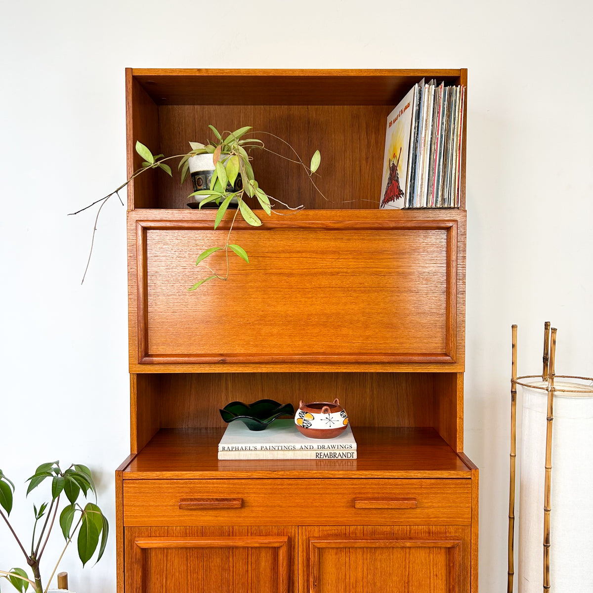 MACROB WALL UNIT