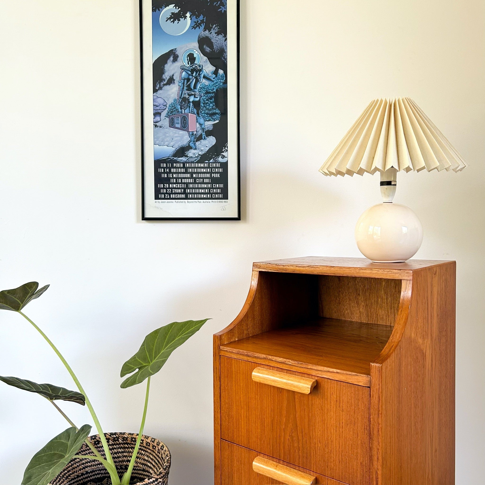 BEDSIDE TABLE WITH DRAWERS