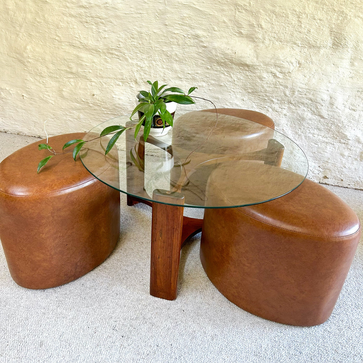 TH BROWN RONDO TABLE