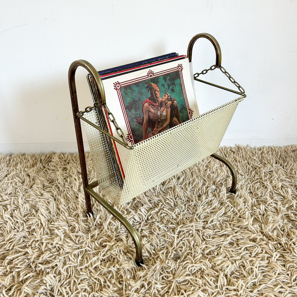 MAGAZINE / RECORD RACK