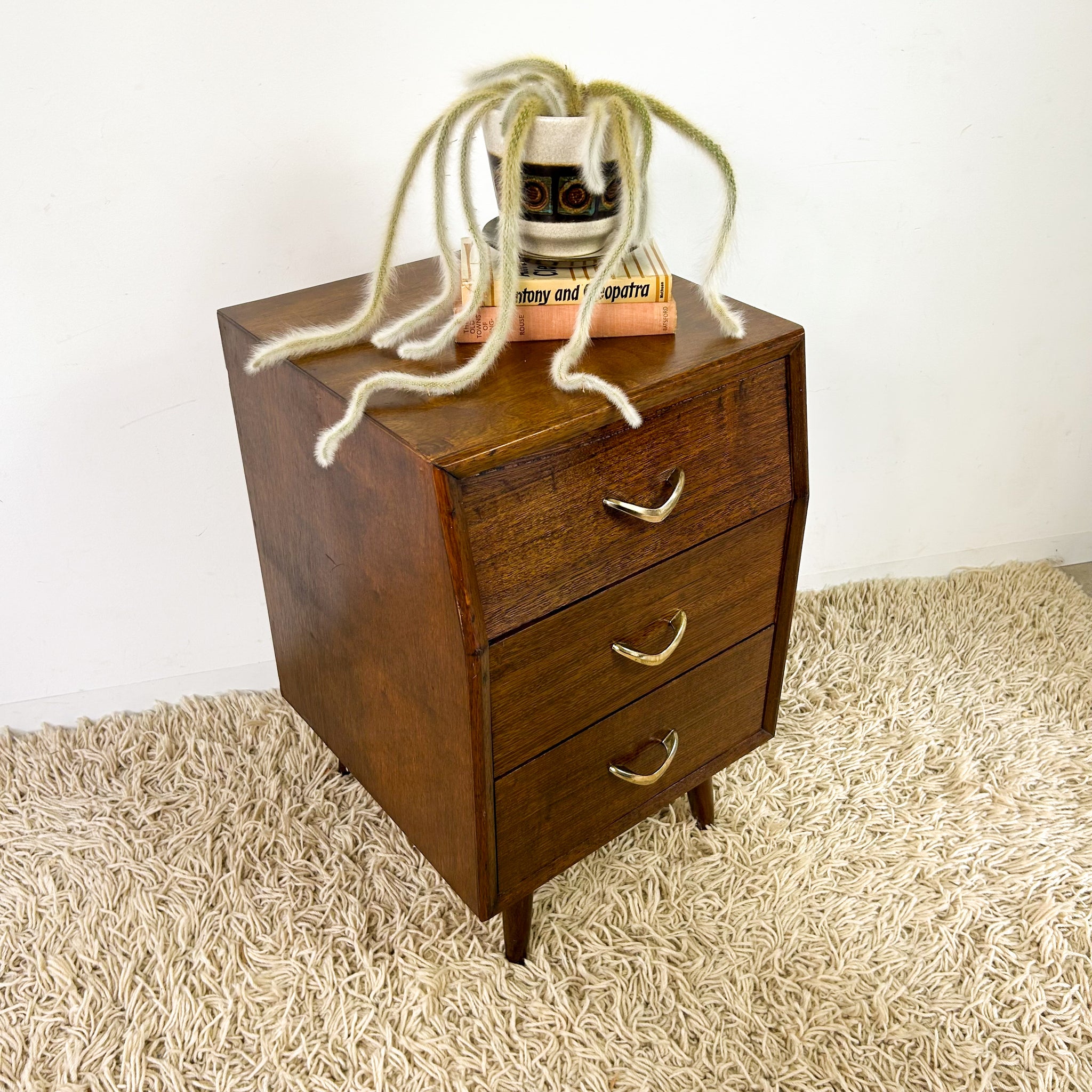 MENTONE BEDSIDE DRAWER