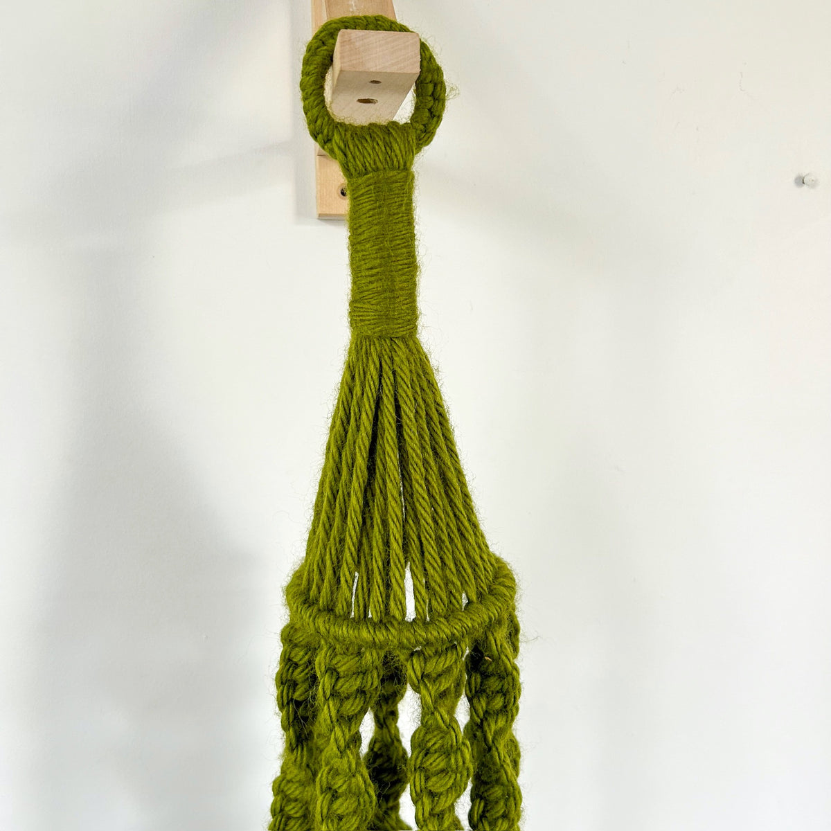 LIME GREEN MACRAME POT HANGER #1