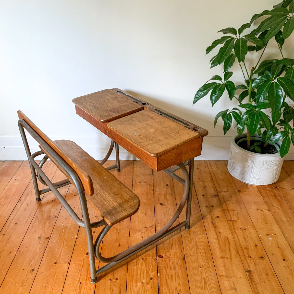 TWIN SCHOOL DESK