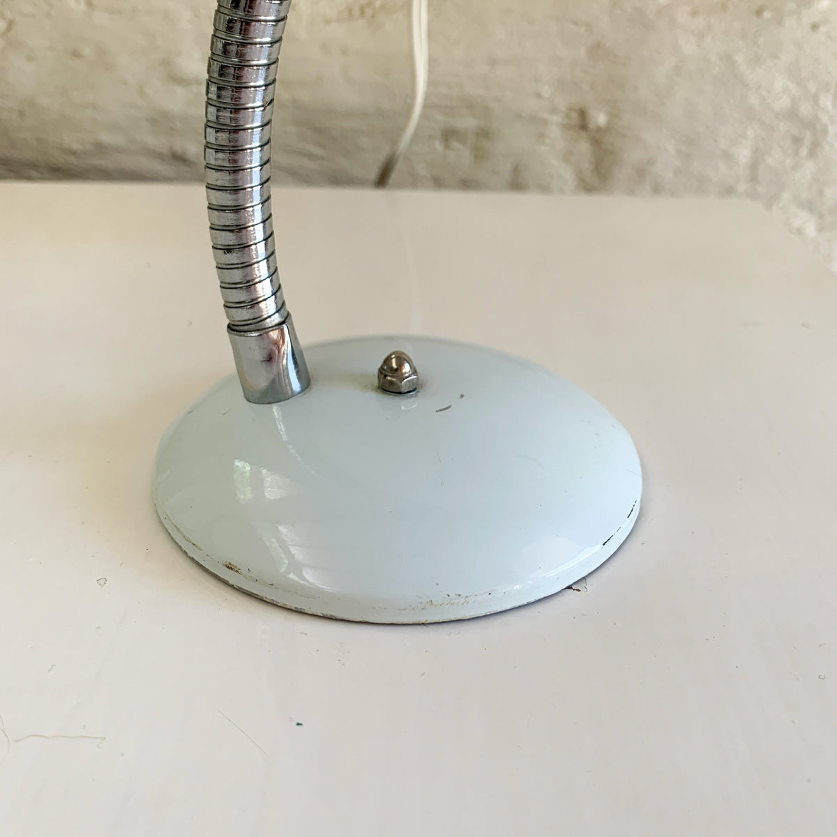 GOOSE NECK TABLE LAMP