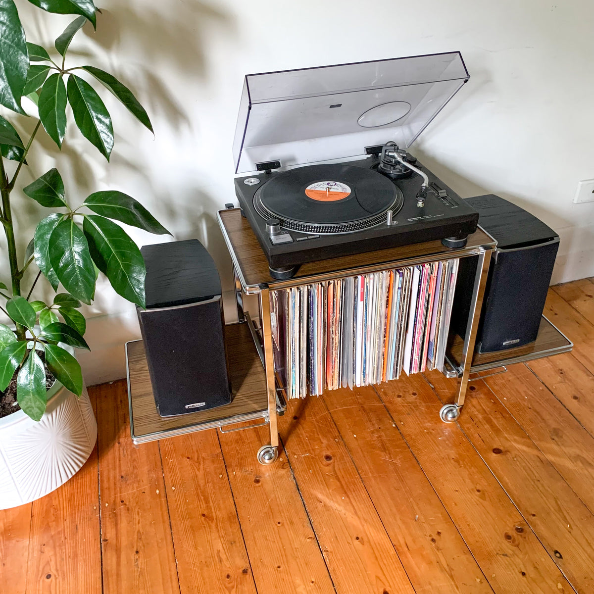 STEREO TROLLEY
