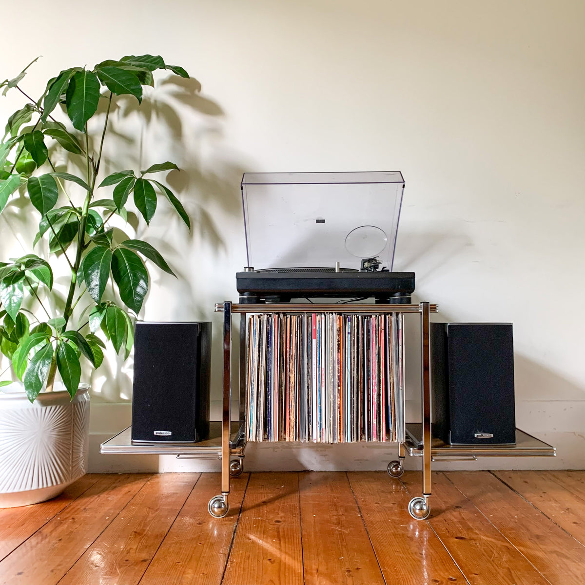 STEREO TROLLEY