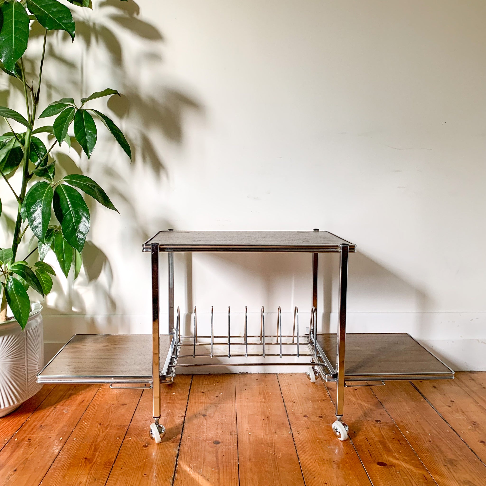 STEREO TROLLEY