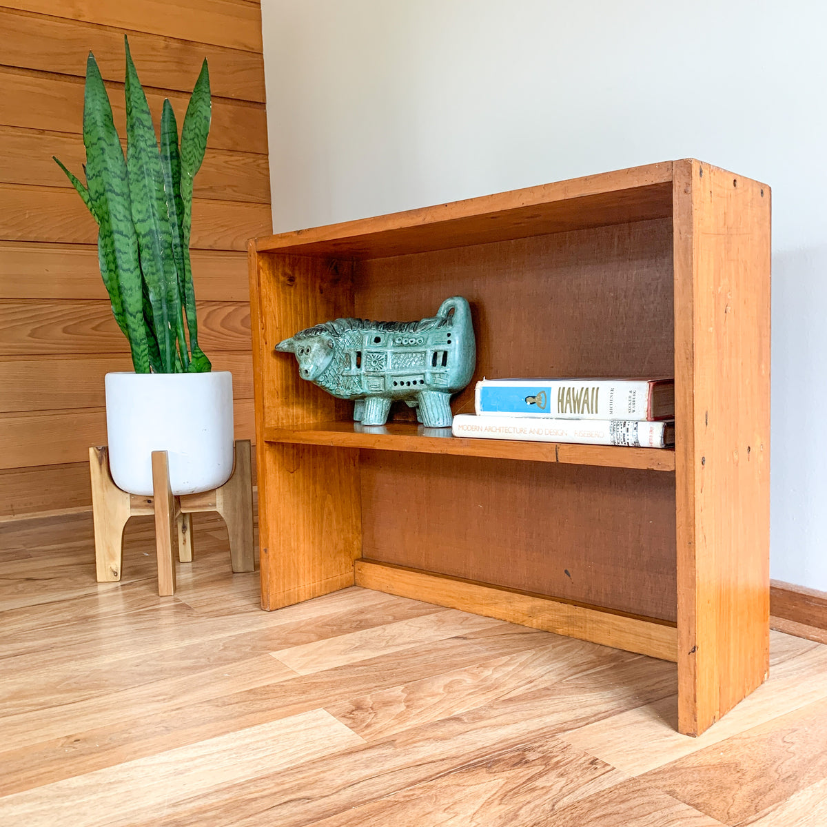 SMALL WOODEN BOOKCASE