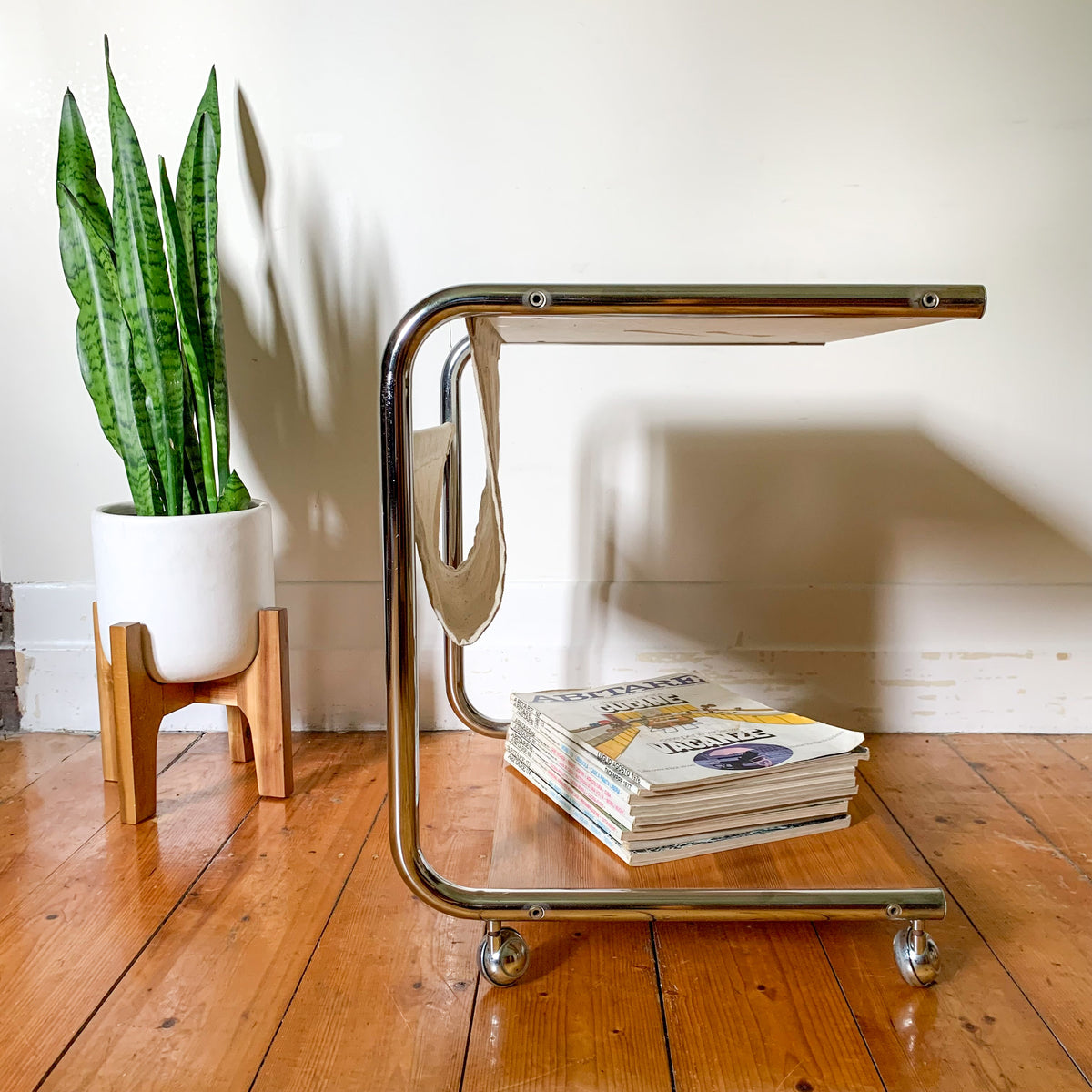 CANTILEVER SIDE TABLE