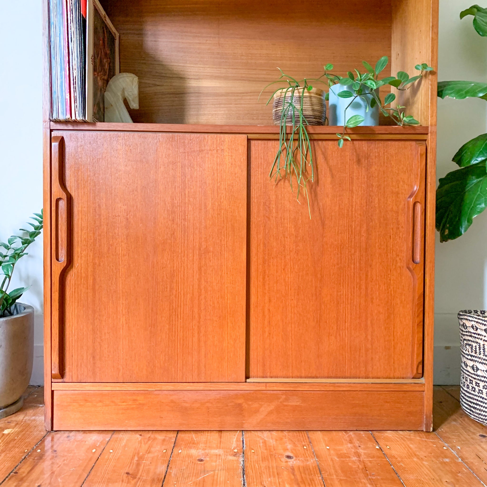 BURGESS BOOKCASE
